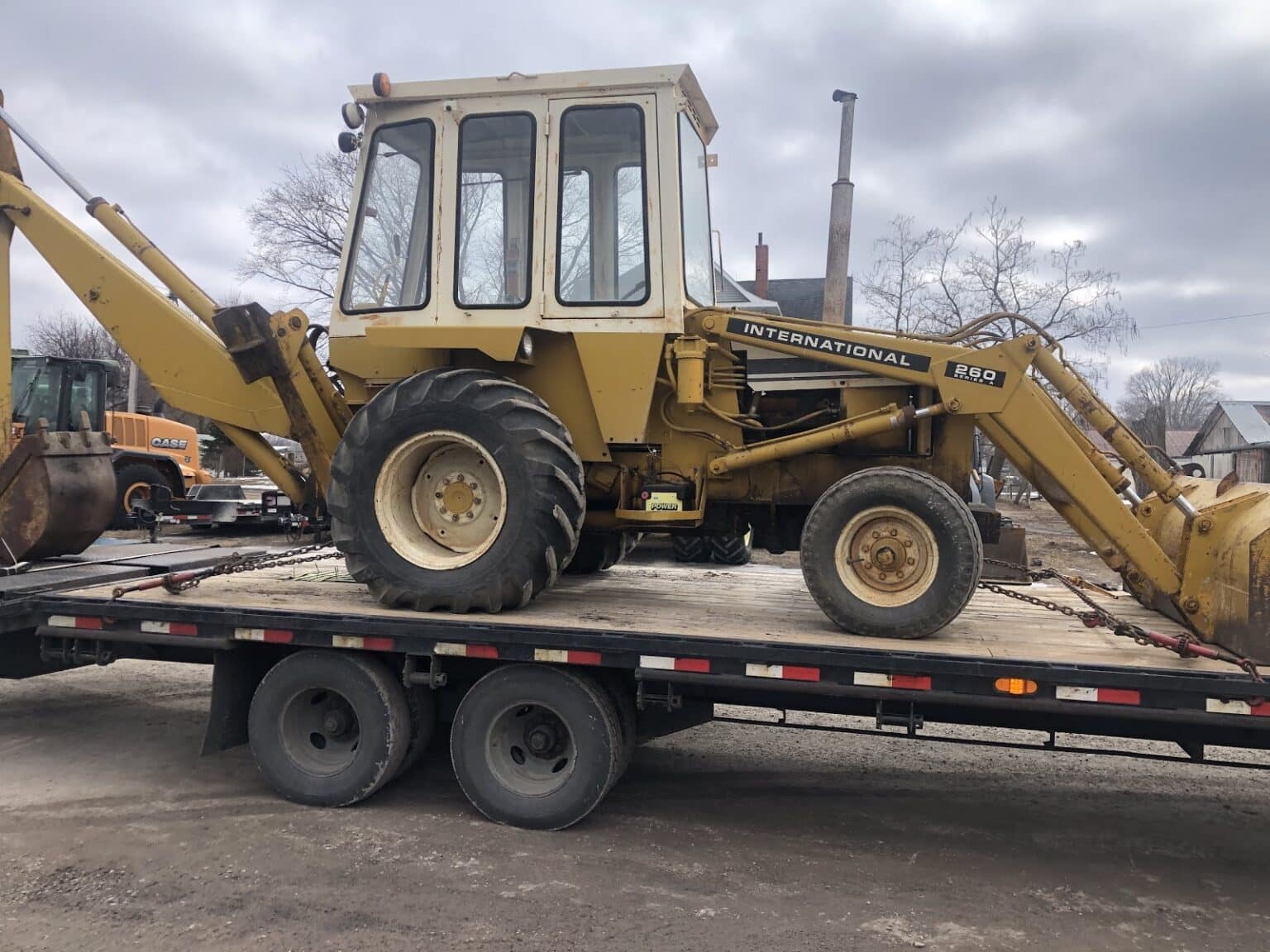 Shipping an International 260A Backhoe Tractor - Tractor Transport